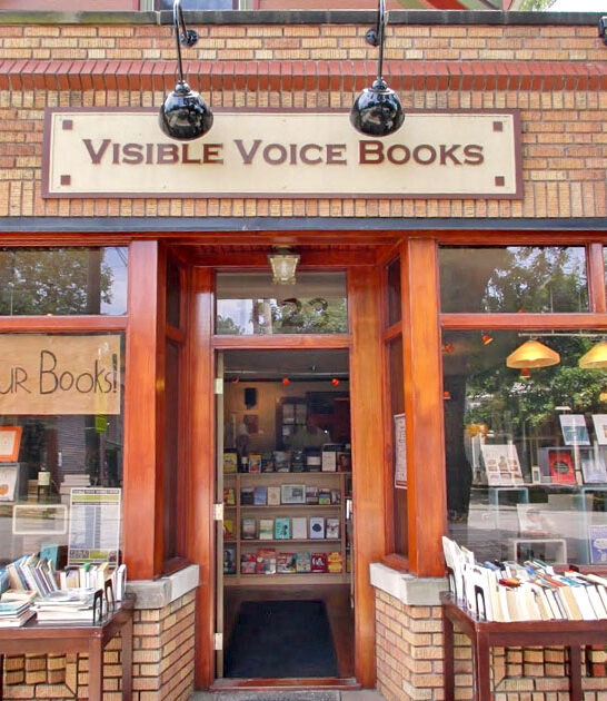 unique bookstore bar ohio ftr