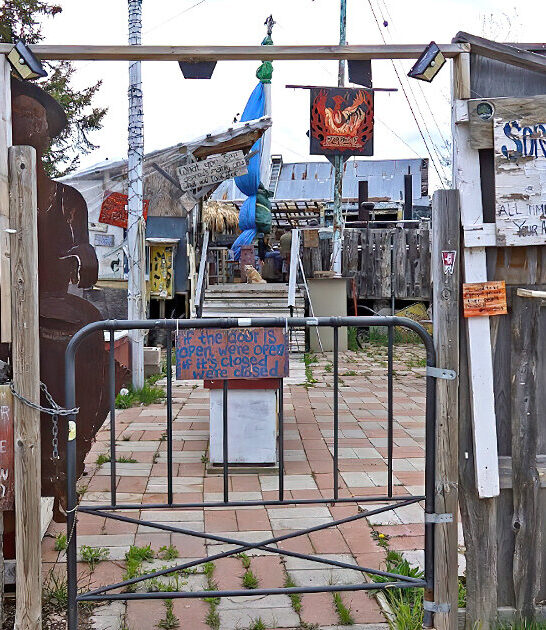 wacky dive bar wisconsin ftr