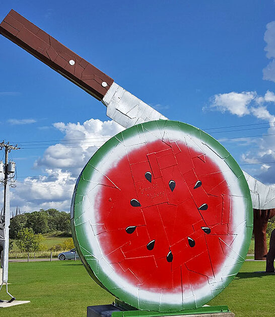 wacky sculpture park minnesota ftr