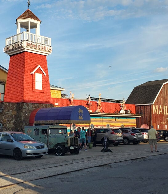 wacky seafood shack ohio ftr