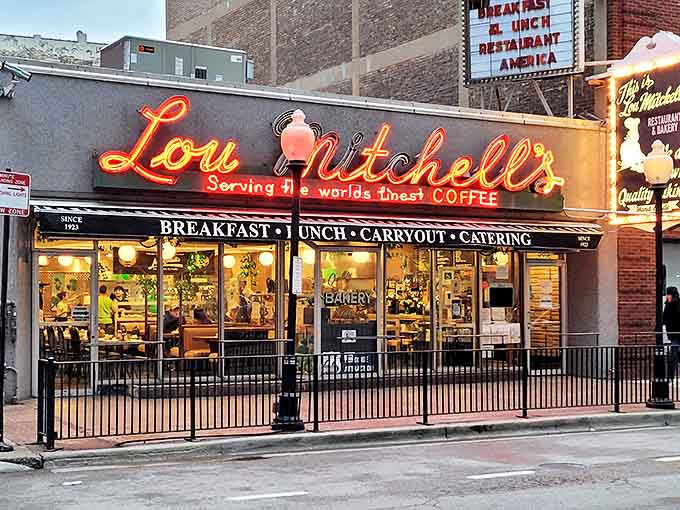 That iconic neon glow has been beckoning hungry Chicagoans since Calvin Coolidge was president, promising breakfast perfection that never disappoints.