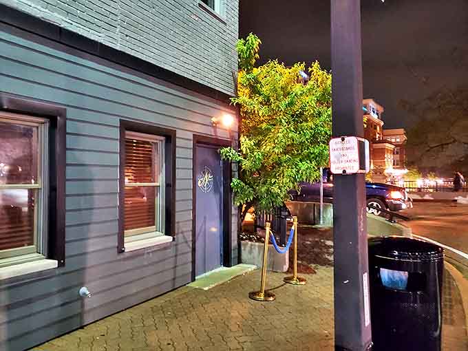 The unassuming exterior of Northcott Liquorette hides in plain sight on Jefferson Avenue, its subtle gray fa&ccedil;ade revealing nothing of the magic within.