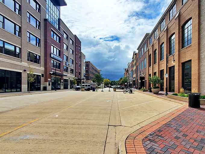 St. Charles, Illinois: Where brick-lined streets and modern amenities create the perfect small-town symphony. Even the clouds seem to linger longer here.