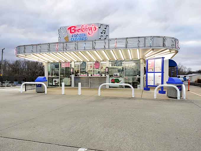 That retro-futuristic architecture hits different when it's promising frozen custard instead of flying cars.