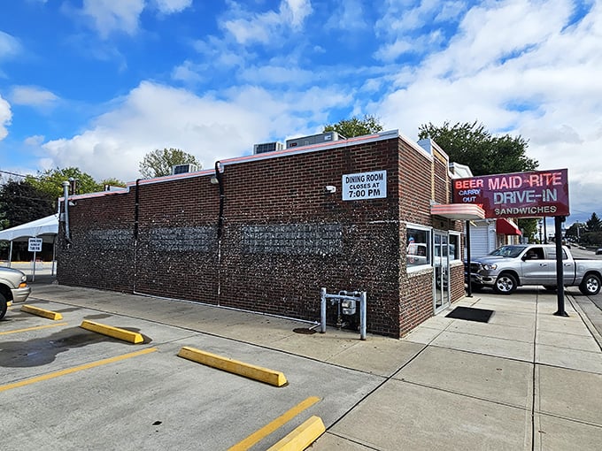 The unassuming brick exterior of Maid-Rite hides a treasure trove of culinary nostalgia that's been delighting Greenville locals for generations.