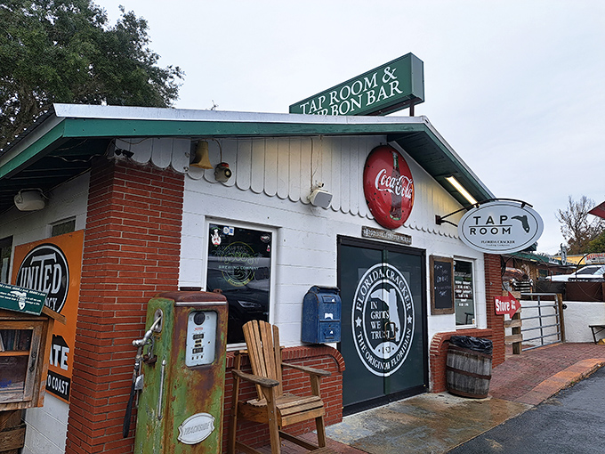 The unassuming exterior of Florida Cracker Kitchen hides culinary treasures within – like finding a pearl in Florida's oyster of roadside attractions.