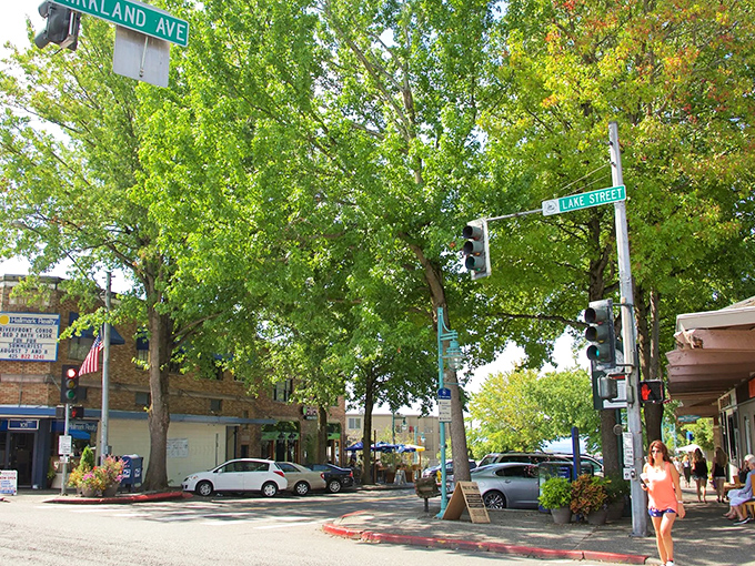 Downtown intersections in Kirkland create natural pauses for window-down conversations. Traffic lights here are social opportunities, not just signals.
