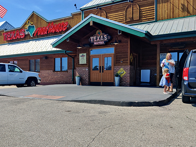 Texas Roadhouse brings its signature rolls and steaks to Sycamore, where waiting for a table becomes a social event rather than an inconvenience.