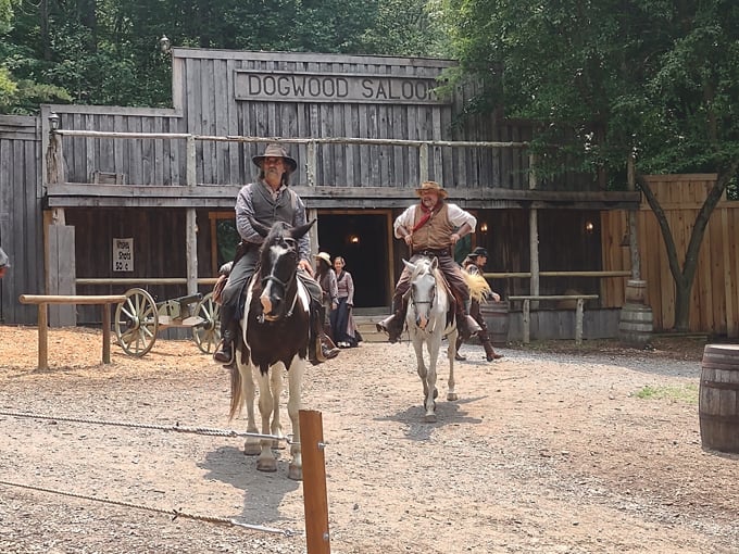 Two cowboys riding into Dogwood Pass right past the Dogwood Saloon. Exciting day in Beaver, Ohio!