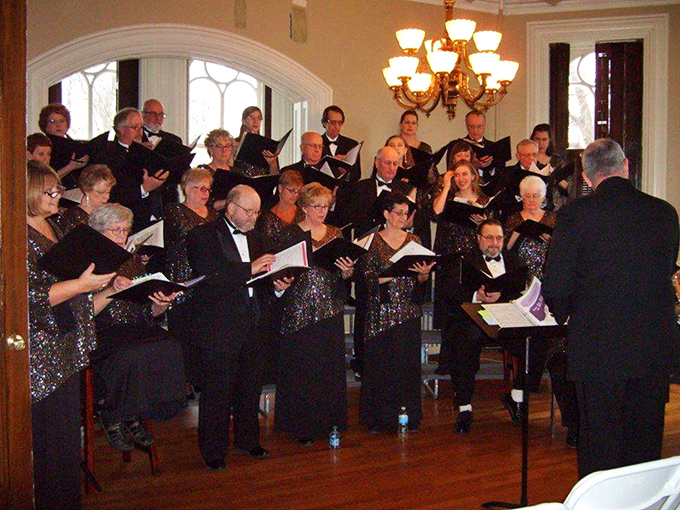 When history comes alive through music – performances in the mansion create the kind of atmosphere no recording or textbook could ever capture.