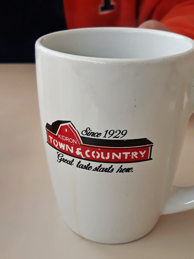 Even the coffee mugs tell a story &ndash; "Great taste starts here" isn't just marketing; it's a promise Kidron delivers on with every meal.