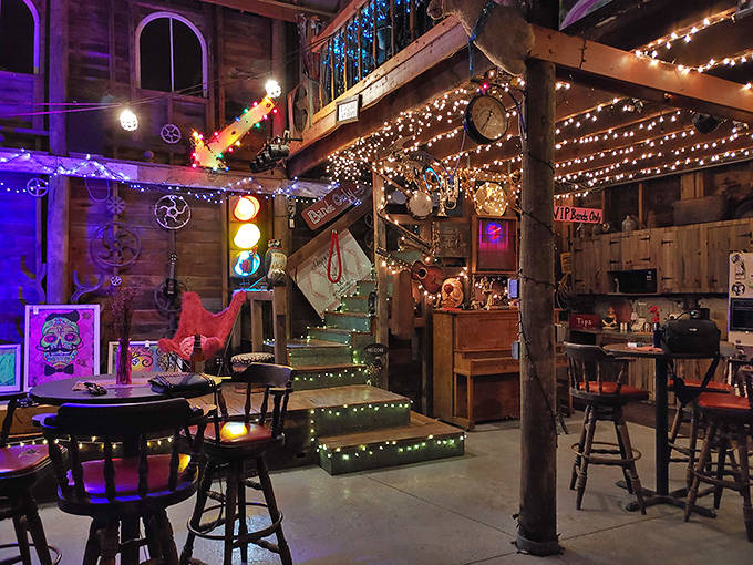 When the sun goes down, the lights come up, transforming the space into a glowing testament to the power of good design and better vibes.