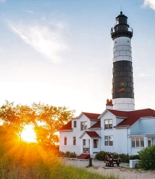 112 foot lighthouse michigan ftr