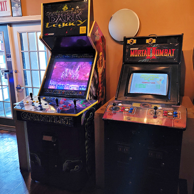 Gauntlet Dark Legacy and Mortal Kombat cabinets stand side by side, ready to transport players back to the golden age of arcade gaming.