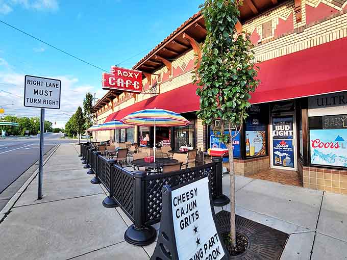 The sidewalk patio offers fresh air with your fresh coffee &ndash; a front-row seat to Jackson's morning parade of humanity.