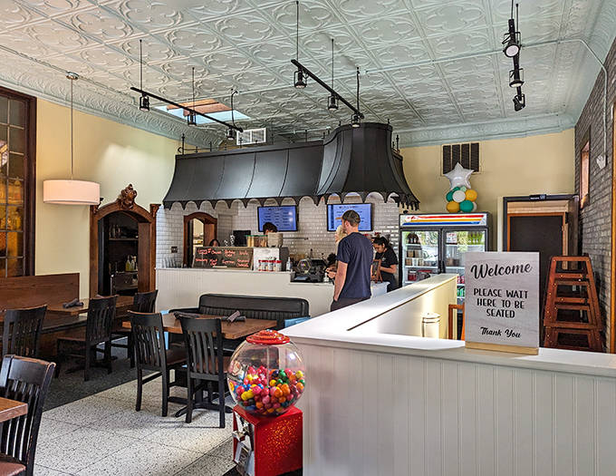 The ordering counter with its classic black hood feels like stepping into a Norman Rockwell painting &ndash; nostalgic without trying too hard.