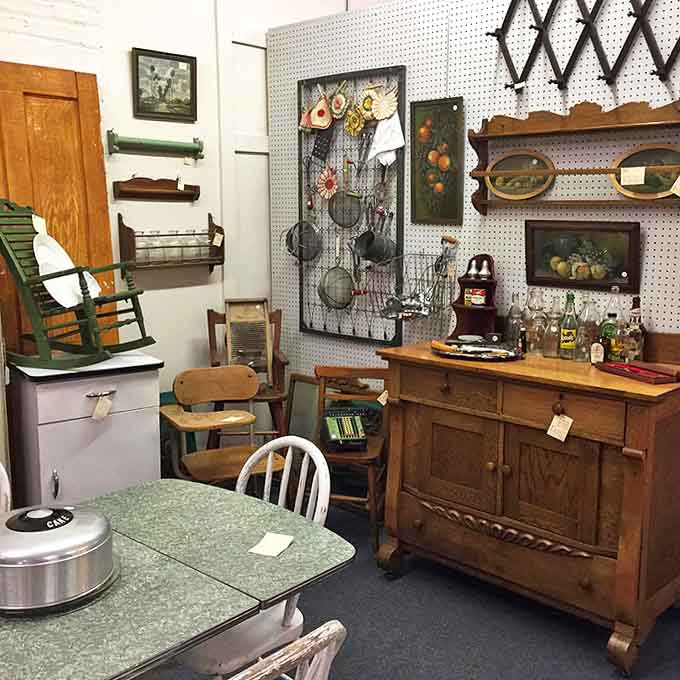 Furniture arrangements that make you want to sit down with a cup of tea and pretend you're living in a simpler time.