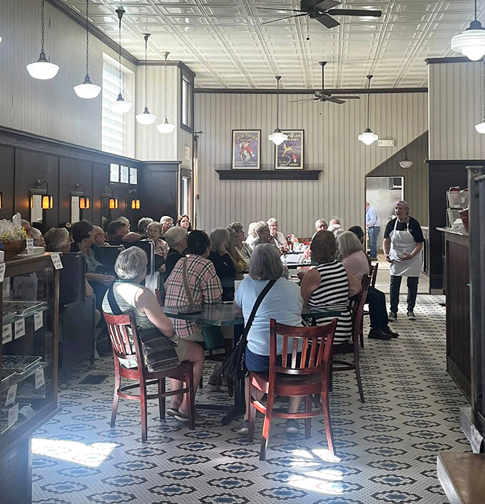 Happiness looks like this &ndash; folks gathered around tables, sharing stories and sundaes in a place where calories don't count and time stands still.