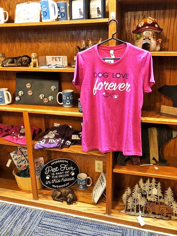 The gift shop offers country-themed treasures and pet-lover merchandise that will have you saying, "I don't need it, but I want it!"