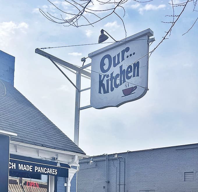 The roadside sign proudly announces what locals already know&mdash;this place serves Minneapolis's best burgers, no contest.