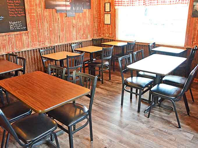 The dining area's unpretentious simplicity lets the food remain the star&mdash;no distractions, just comfortable seating for serious eating.