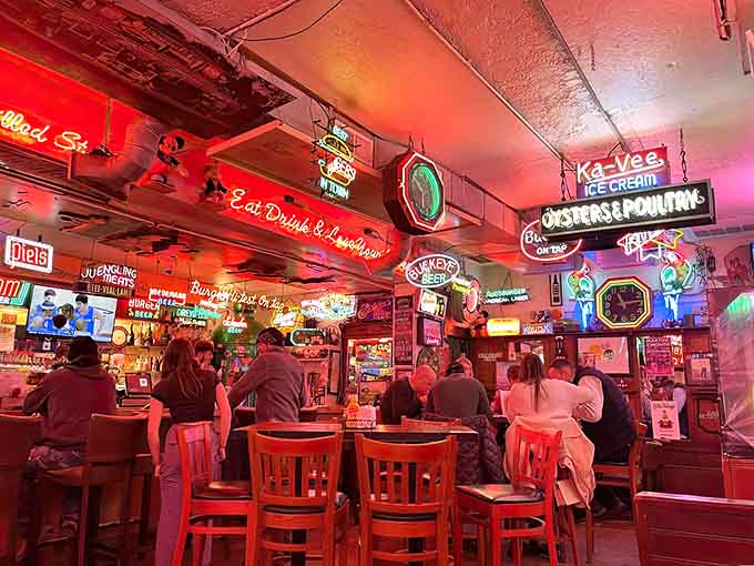 When the food arrives and everyone goes quiet, you know the burgers are doing their job perfectly and deliciously.