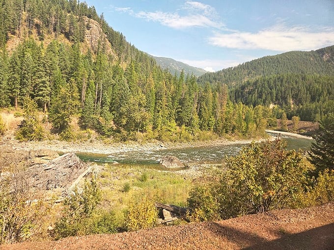 The Empire Builder passes through pristine wilderness areas, offering glimpses of rivers and forests inaccessible by car.