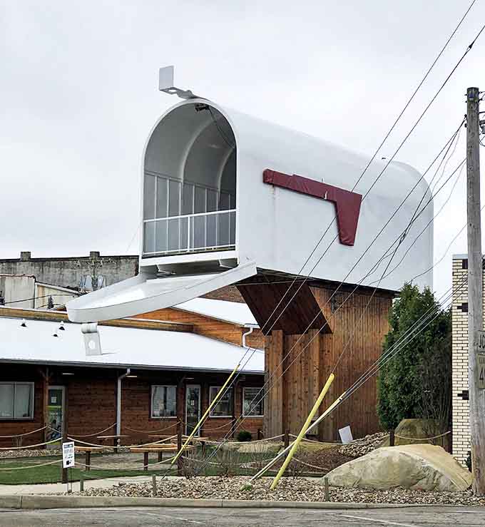 That giant mailbox next door isn't just quirky roadside Americana, it's your landmark for finding some of Illinois's best ice cream.