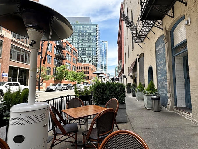 Grab a sidewalk table and enjoy your spoils while watching the city wake up around you, donut in hand.
