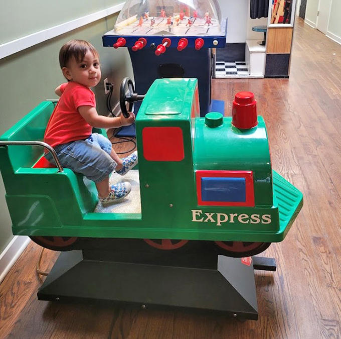 That kiddie train ride ensures even the youngest diners get the full locomotive experience while waiting for their meals.
