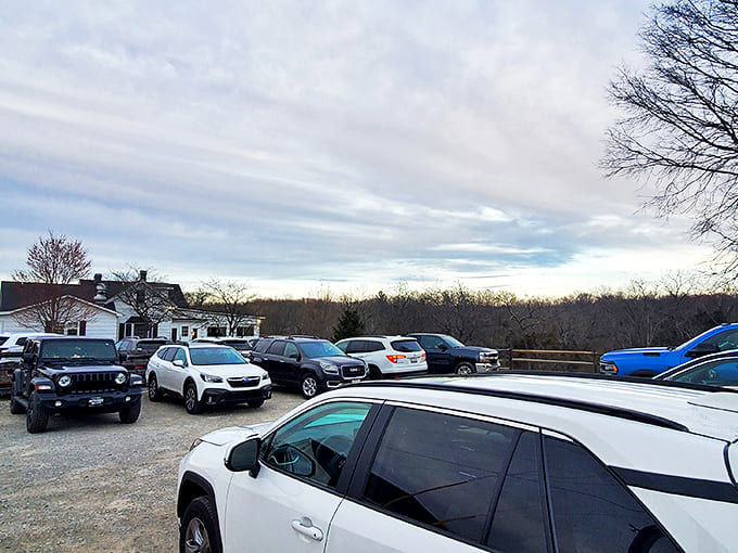 A full parking lot with license plates from three different states tells you everything you need to know about this place.