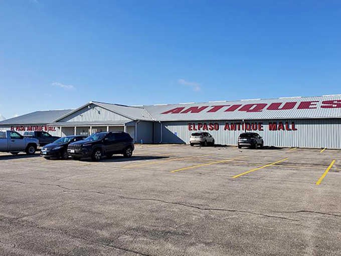 Under clear blue Illinois skies, the El Paso Antique Mall stands ready to transport visitors through decades of American history.