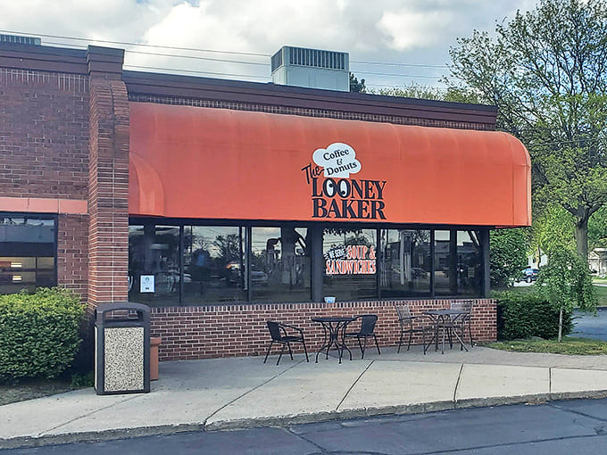 The outdoor seating area – where on pleasant Michigan days, you can enjoy your treats while pretending the fresh air negates the calories.
