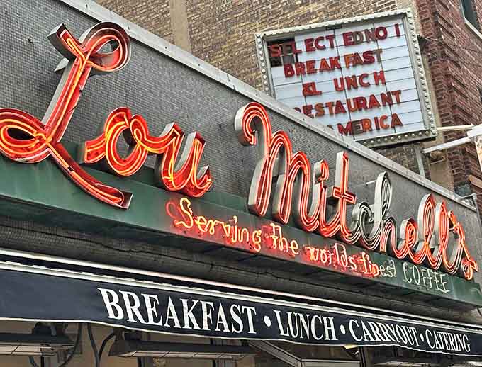 Serving the world's finest coffee isn't just neon bragging &ndash; it's a century-old promise that keeps Chicagoans coming back for more.