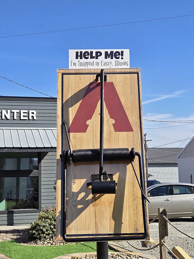 "HELP ME! I'm Trapped in Casey, Illinois" &ndash; the giant mousetrap showcases the town's playful sense of humor.