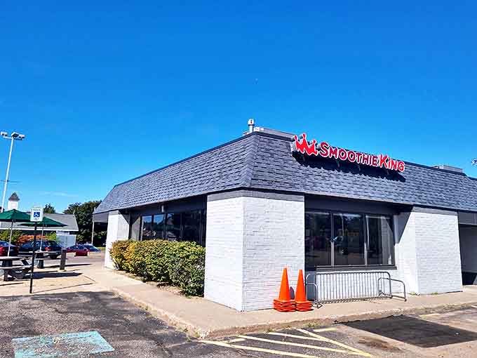 Even chain establishments like Smoothie King embrace Marquette's local character, nestled among the community's unique offerings.