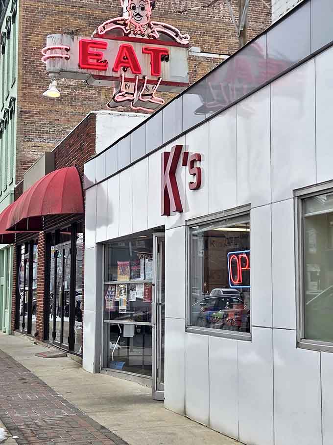 That white-tiled fa&ccedil;ade isn't winning architectural awards, but it's housing something more valuable &ndash; authentic American food memories waiting to be made.