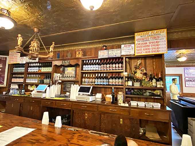 Inside Lakeview, time stands deliciously still. The no-frills counter service keeps the focus where it belongs: on seriously good eats and treats.