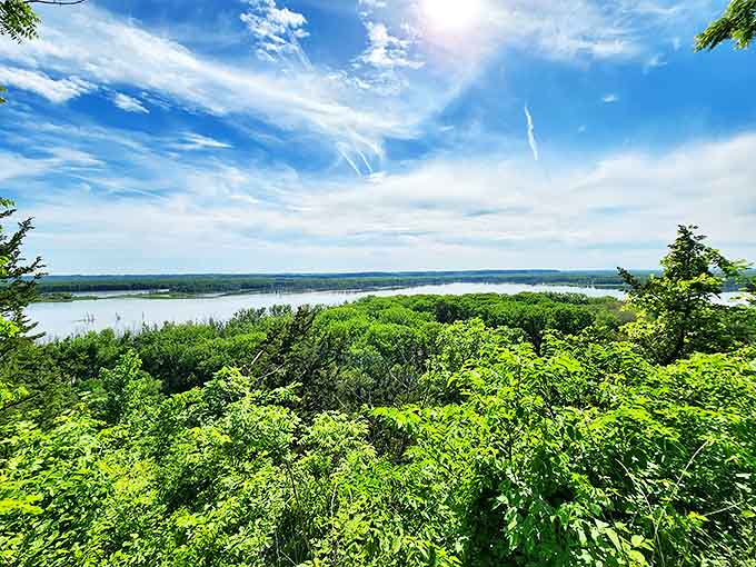 Mother Nature showing off her best work &ndash; sweeping vistas of the Mississippi that make smartphone panoramas seem utterly inadequate.
