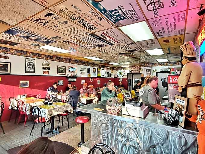 Inside the Roxy, time stands still while omelets sizzle &ndash; a Jackson institution where breakfast dreams become eggy reality.