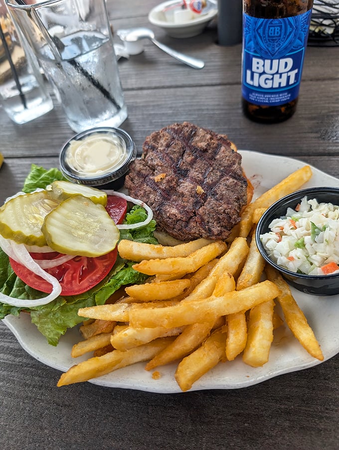 Burger Platter: This isn't fast food masquerading as gourmet&mdash;it's an honest-to-goodness hand-formed patty that demands both hands and your full attention.