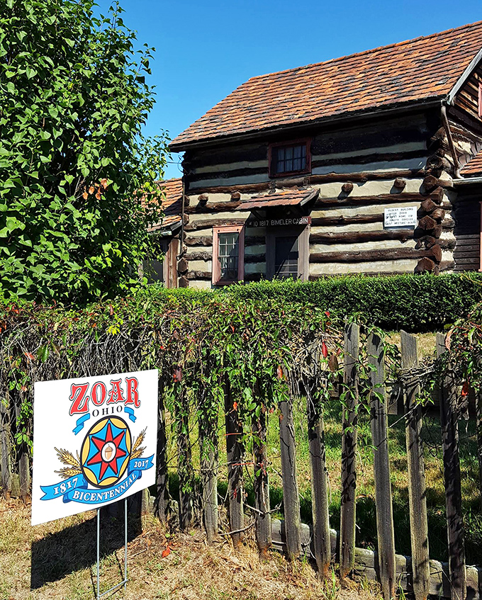 This rustic log cabin, built by the Separatists, reminds us that before HGTV made "tiny homes" trendy, practical Germans were mastering minimalist living out of necessity.