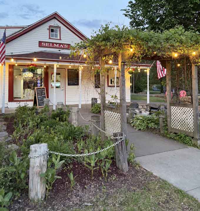 Those twinkling lights at Selma's create pure magic on summer evenings when ice cream tastes even better than usual.
