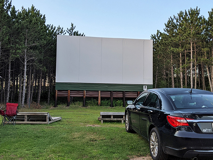 4b. stardust drive in movie theater (chetek)