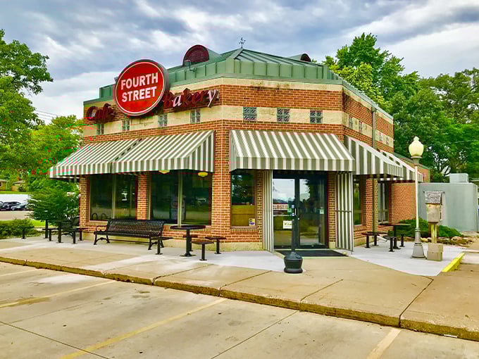 4th street bakery & cafe 1