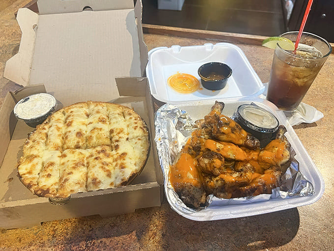 Wings and cheese bread with dill dip prove that Bilbo's knows the supporting cast matters as much as the star.