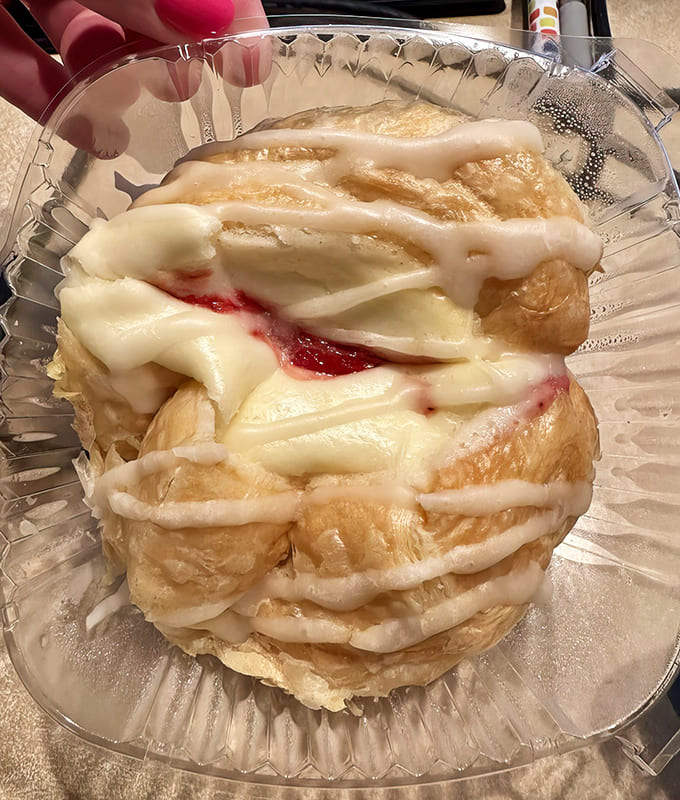 This strawberry cheese danish looks like something a French pastry chef would approve of, with flaky layers and fruit that actually tastes like fruit, imagine that.