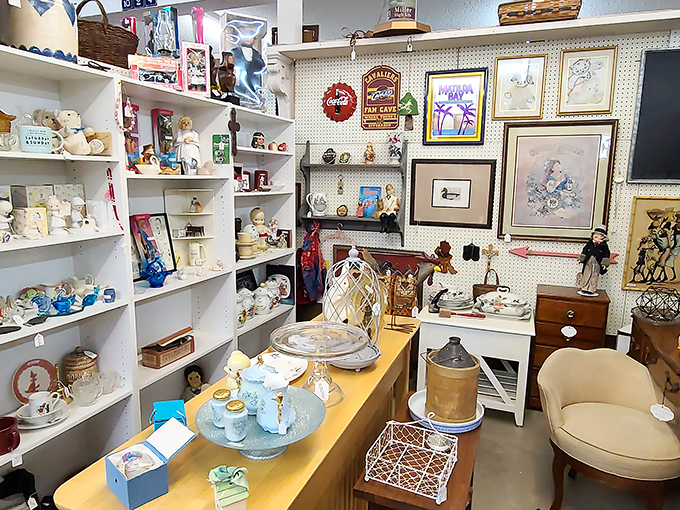 Nostalgia in metal boxes &ndash; these vintage lunch boxes aren't just collectibles, they're time capsules of childhood heroes and Saturday morning cartoons.