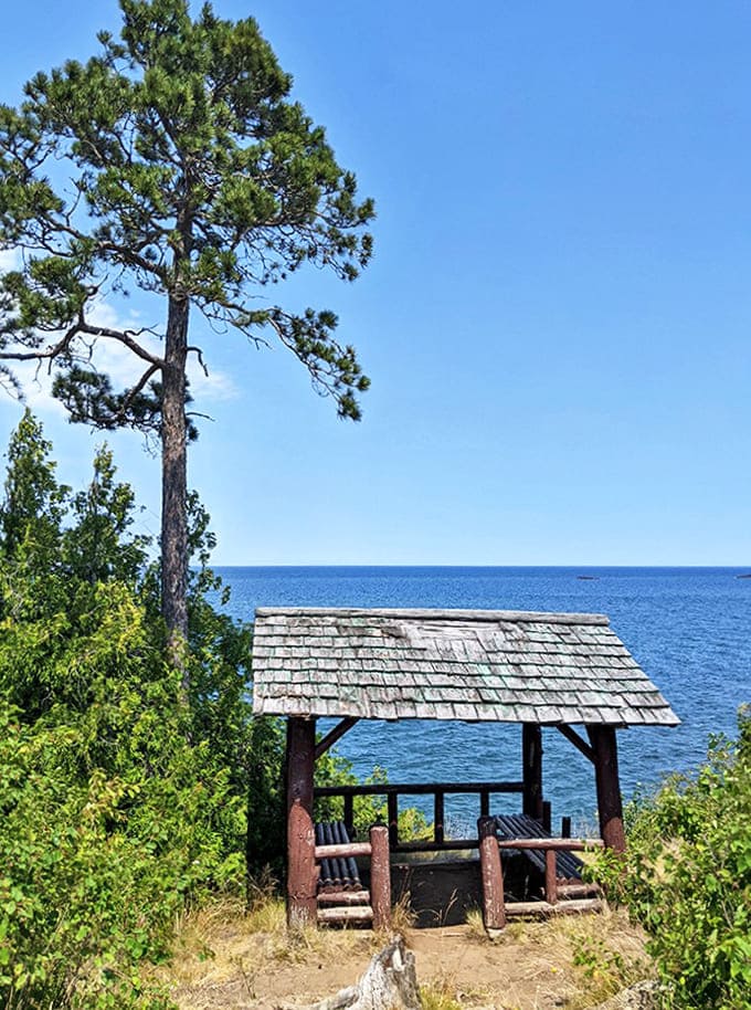 This rustic pavilion frames Lake Superior's vastness perfectly &ndash; the ideal spot for contemplation or that picnic sandwich you've been dreaming about.
