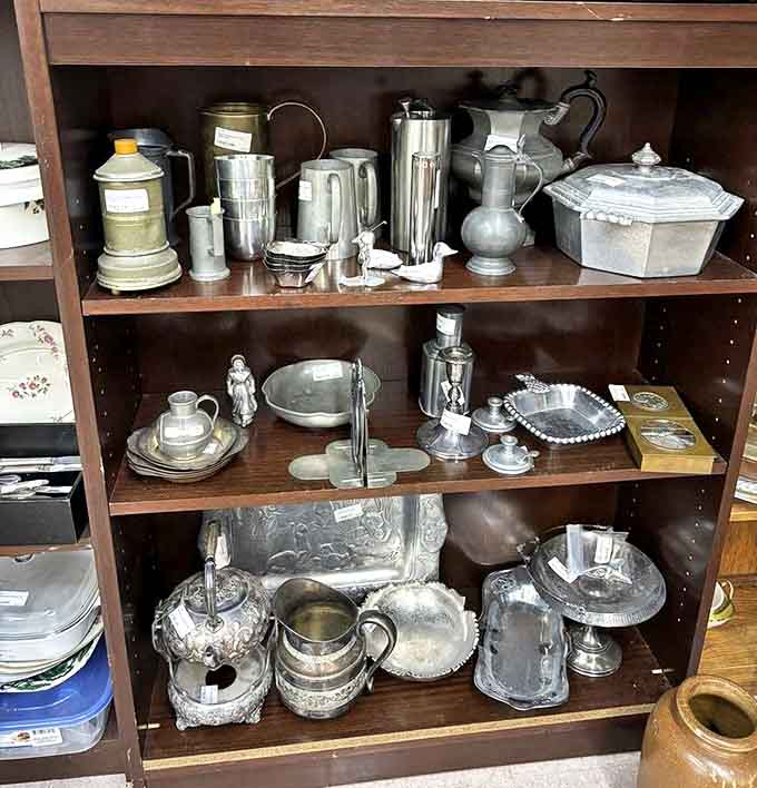 Silver-plated elegance from an era when even Tuesday dinner meant bringing out the good stuff. Downton Abbey vibes for your takeout Chinese food.